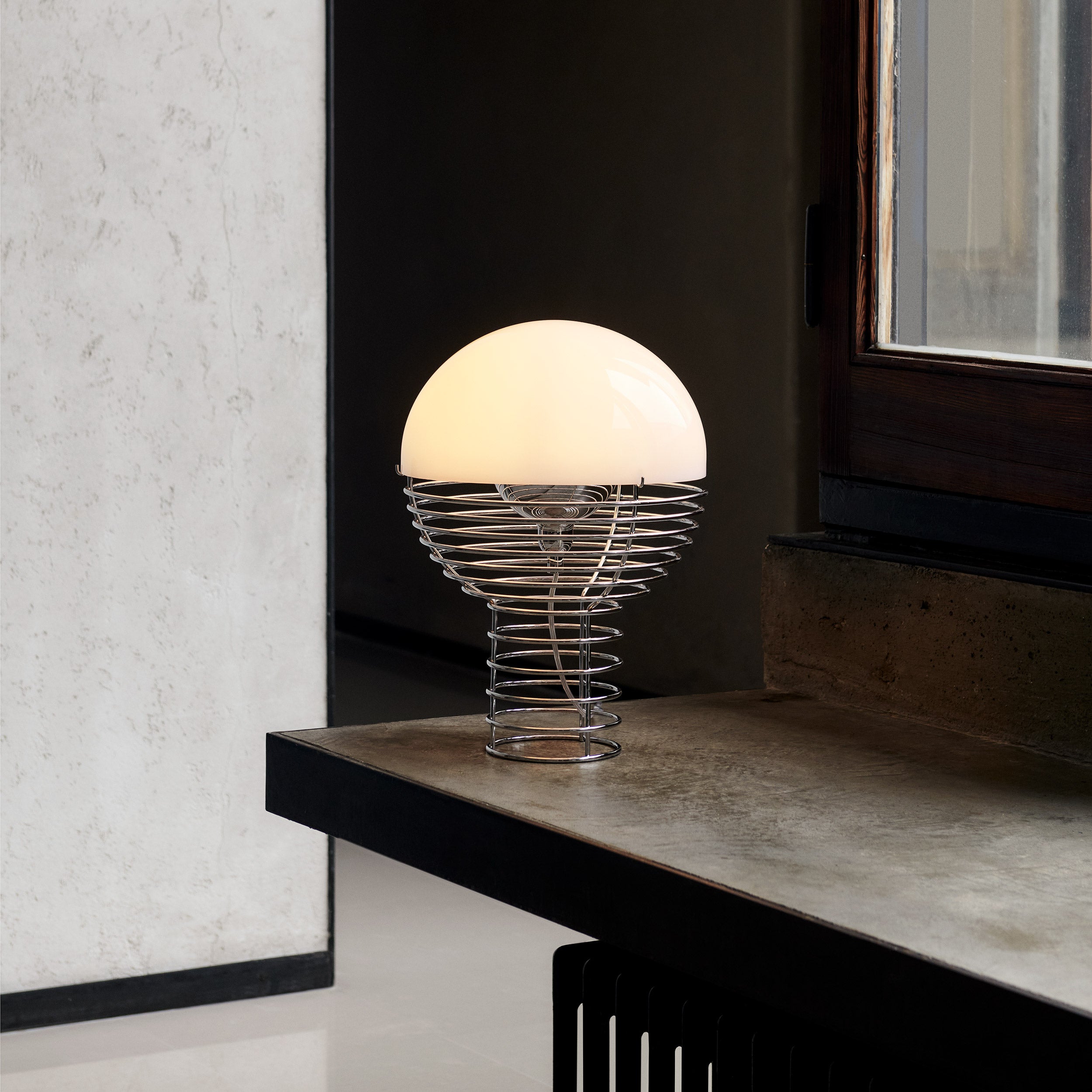 Wire Table Lamp Ø30 – VERPAN International